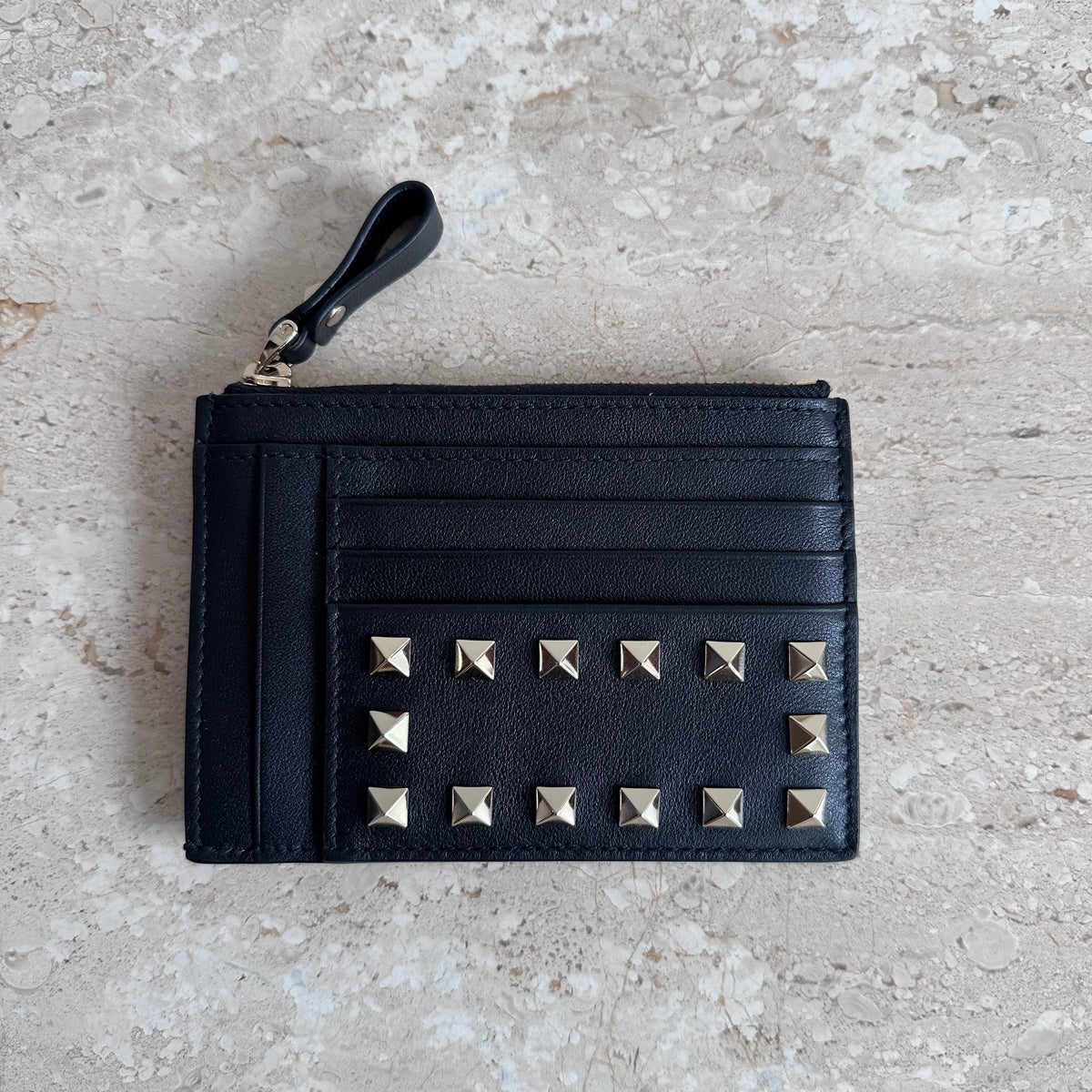 Pre-Owned VALENTINO Rockstud Card Case with Zip – Valamode