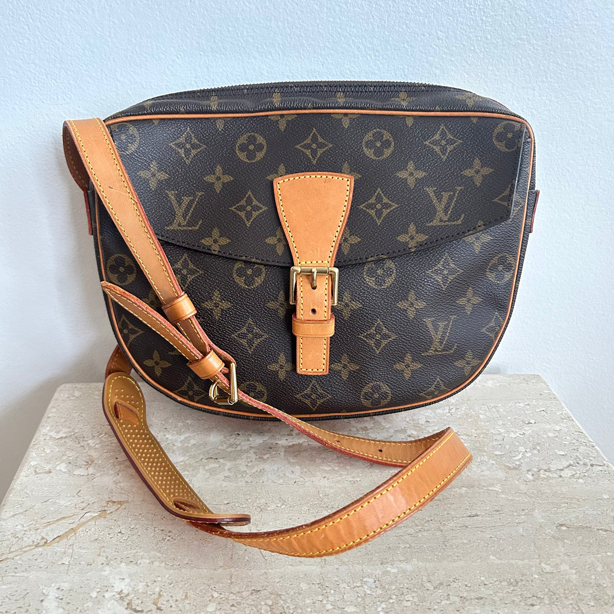 Pre-Owned LOUIS VUITTON Vintage Monogram Jeune Fille MM Crossbody Bag ...