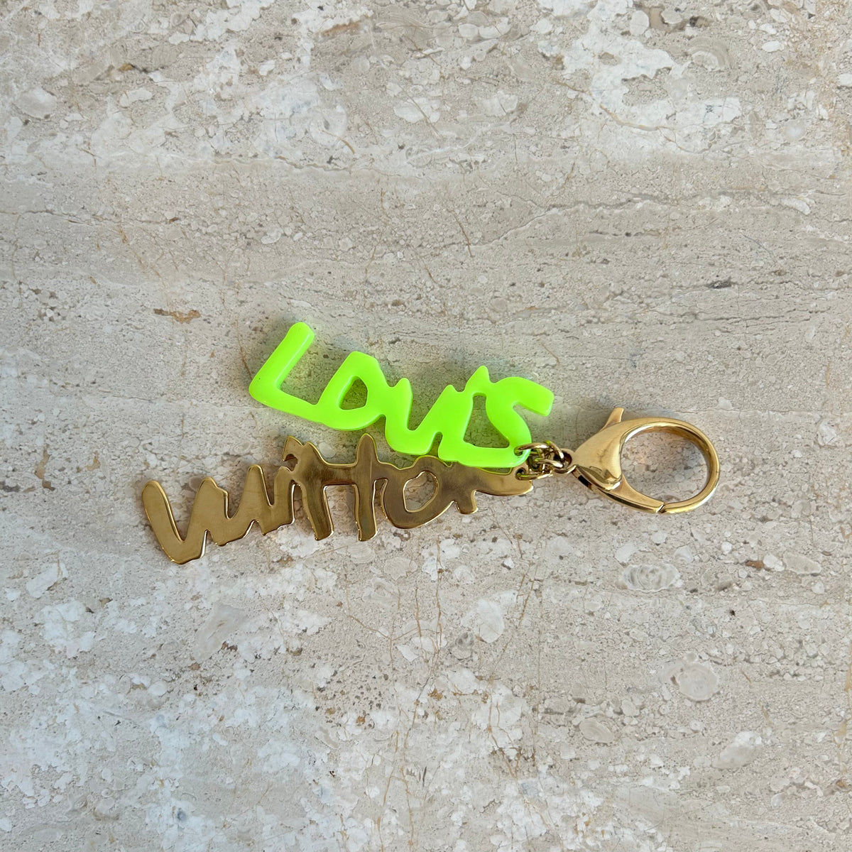 Pre-Owned LOUIS VUITTON x Stephen Sprouse Graffiti Charm – Valamode